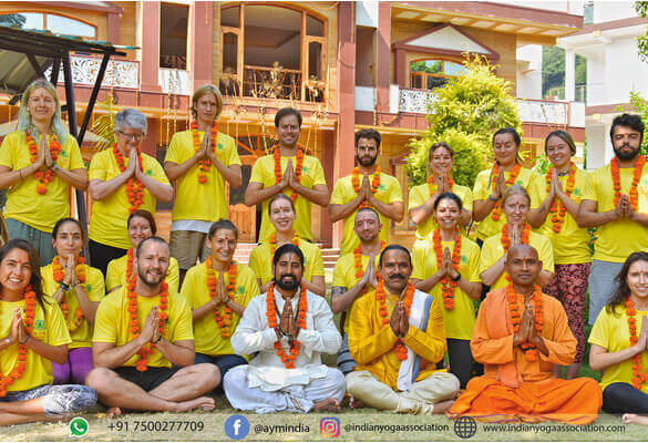 Yoga Teacher Training in Rishikesh - Yoga School in Rishikesh